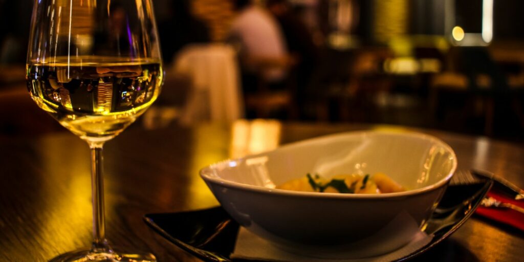 Castle Coaching Inn, Bar & Restaurant - Trecastle, Brecon Beacons